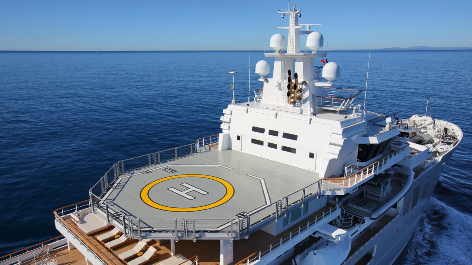Top 10 Superyacht Helicopter Decks Pure Luxe top-10-superyacht-helicopter-decks-pure-luxe
